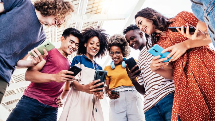 Instagram Advertising for Schools: Your How-to Guide